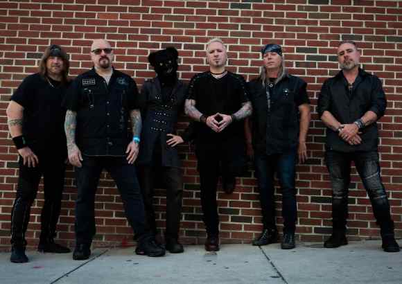 A Review Of “Echoes” By CARBONSTONE – Annie's Awesome Rock Blog